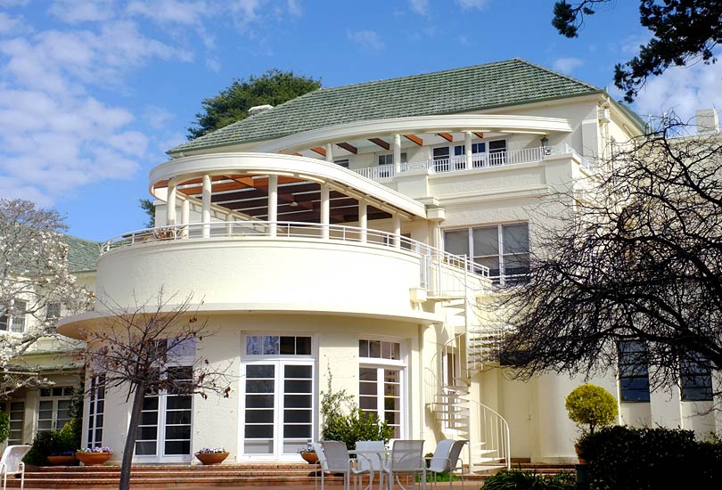 The Swearing-In | David Pope 16.8.22 : r/australia