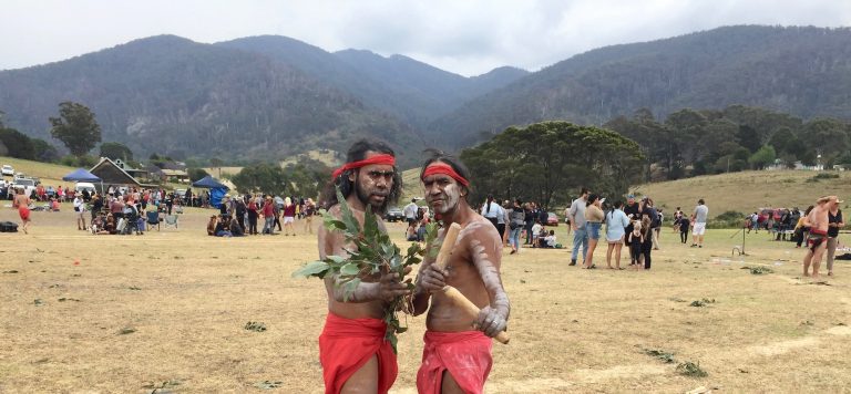 First Nations dancing as one, Yuin Nation gathers community | About ...