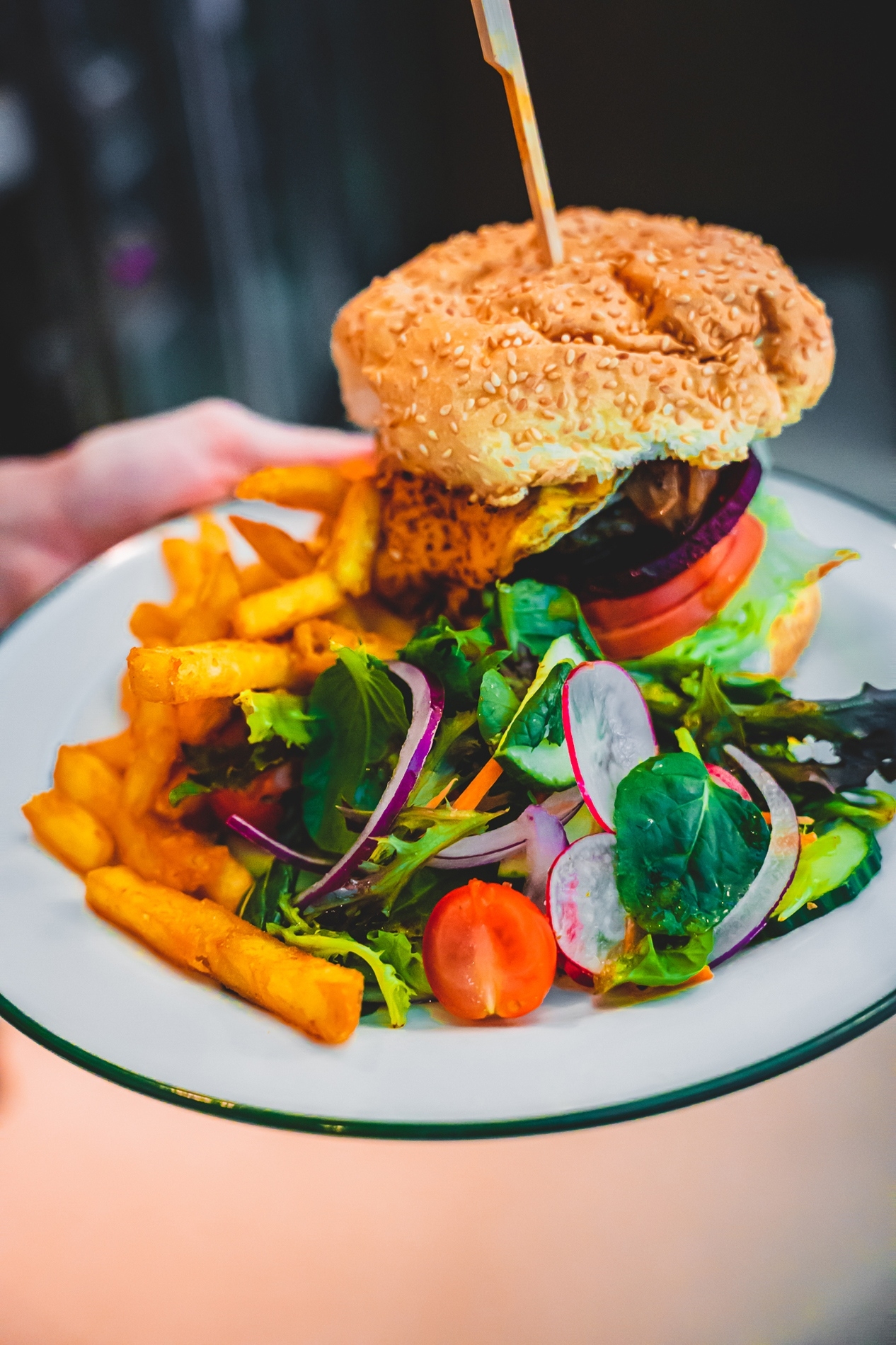 Five minutes with Luke Walton and Kym Fraser, Niagara Cafe | About Regional